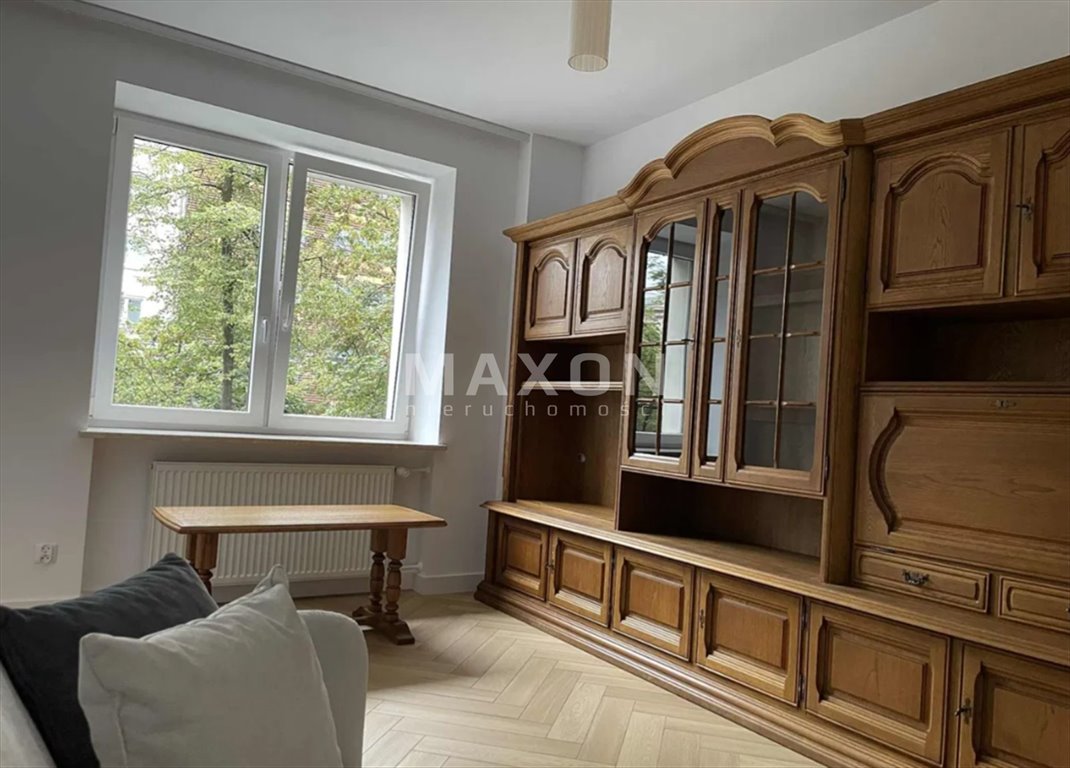 Wynajmę mieszkanie trzypokojowe: Warszawa Mokotów , ulica al. Aleja ...