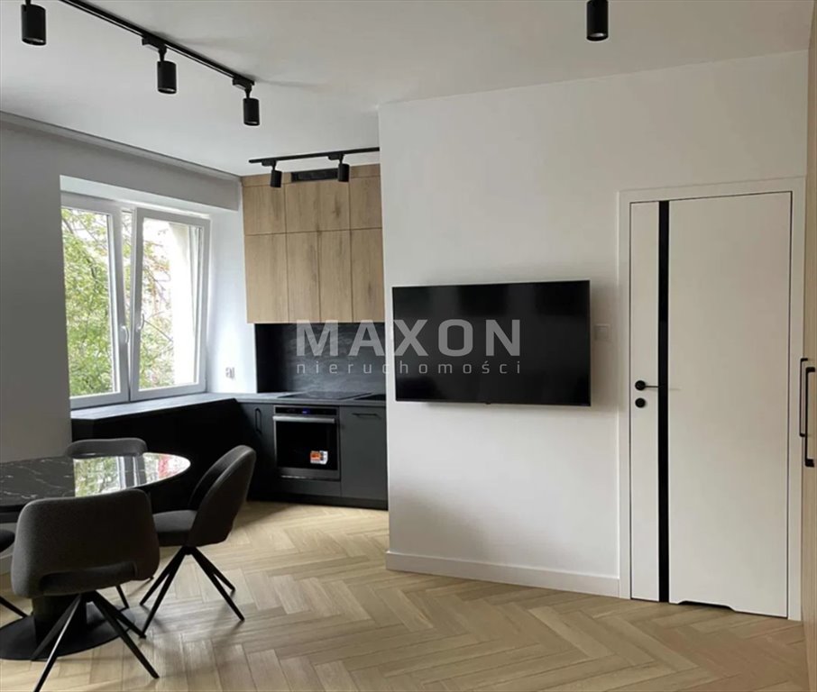 Wynajmę mieszkanie trzypokojowe: Warszawa Mokotów , ulica al. Aleja ...